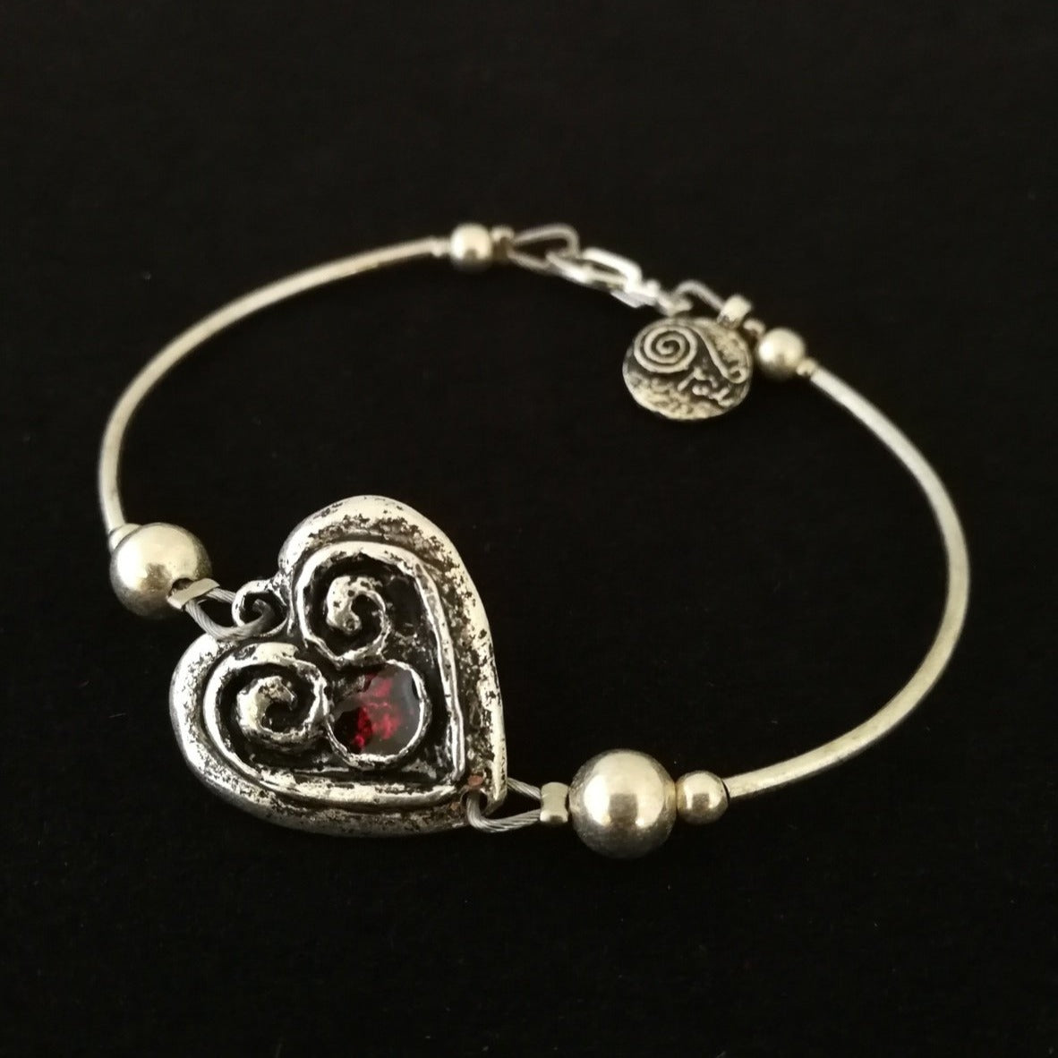 Szivecske karkötő – Orsiékszer